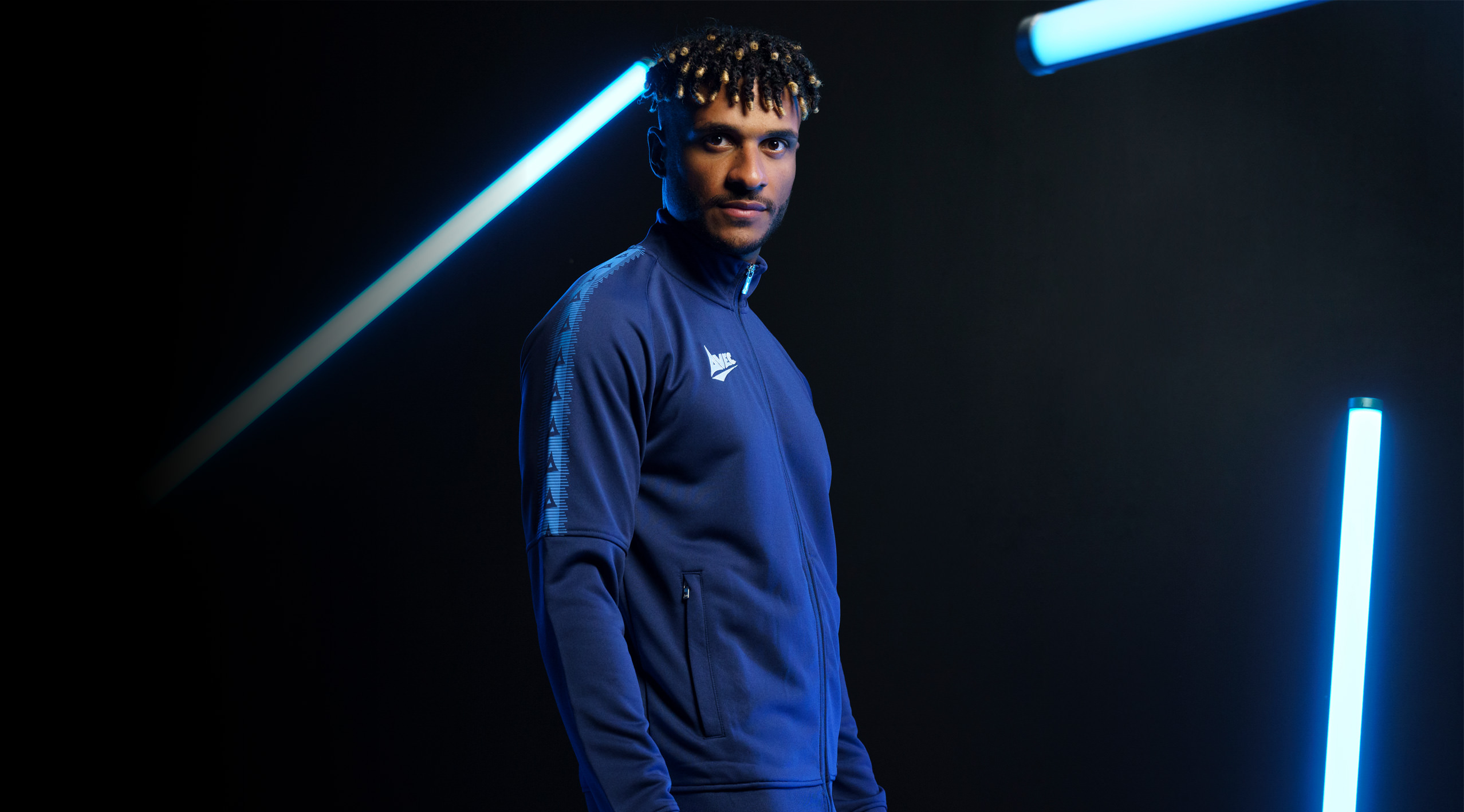 Football Kits by Avec Sport | Order Football Teamwear Online