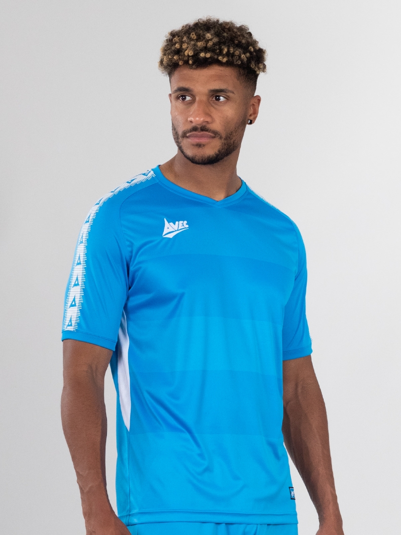 Retro Fade Football Jersey in Sky Blue | Avec Sport