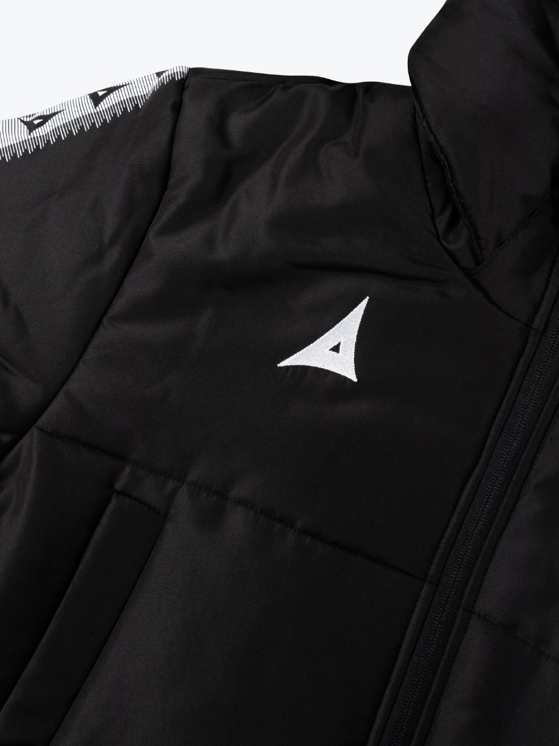 Black Evolve Padded Bench Jacket | Avec Sport