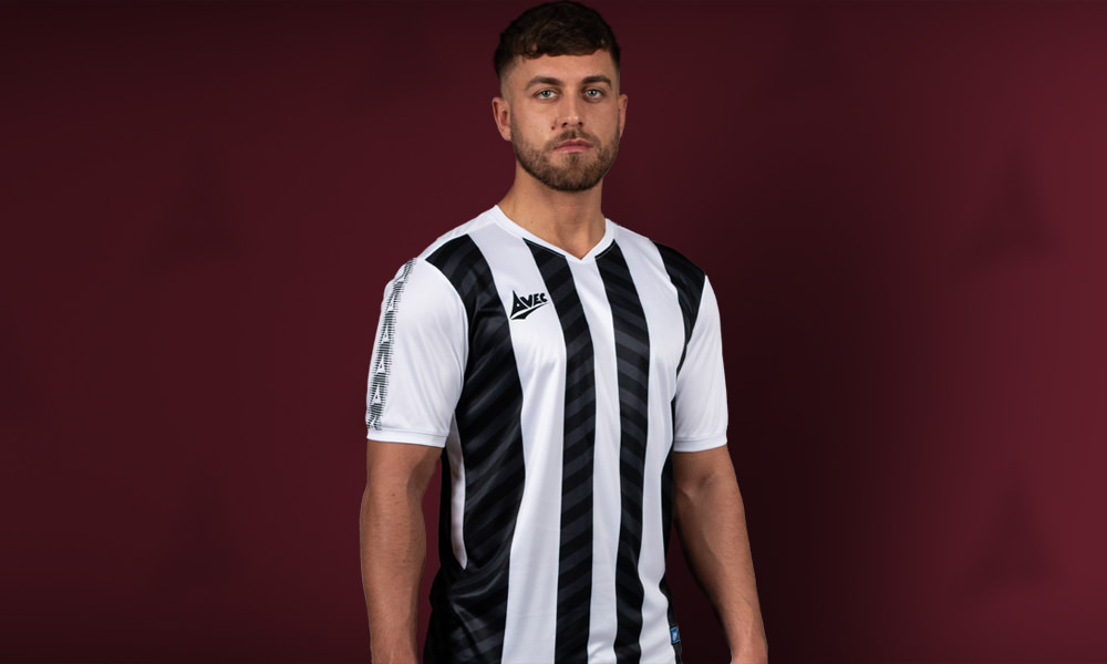 Black Football Kits | Custom Football Strips | Avec Sport