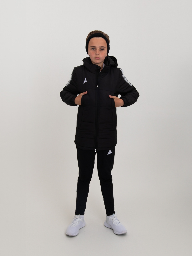 Black Evolve Padded Bench Jacket | Avec Sport